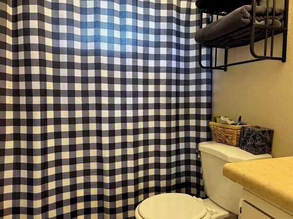 Clean And Convenient 1-bedroom Apartment With Wifi, Ac In Fabulous Texarkana - Texarkana, AR