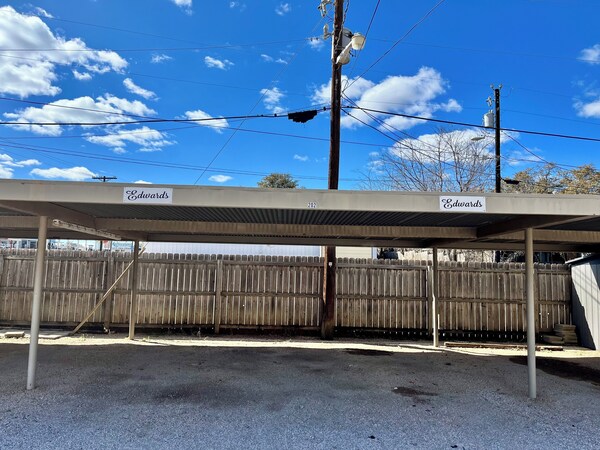 Charming 2-bedroom Condo In Fabulous Kingsland With Wifi, Ac - Kingsland, TX