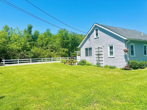 Charming Coastal Escape Near Wickford, Ri. \Nclose To Beaches And Coastal Charm! - 羅德島州