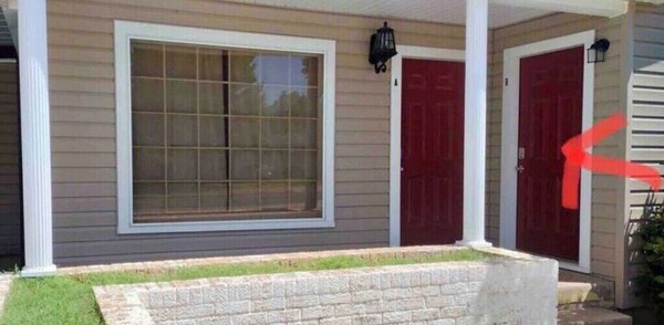 Clean & Fresh-1 Br + Sofa Bed/1ba - 100% Remodeled - Lubbock, TX