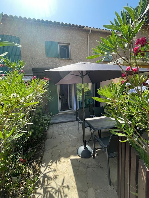 Town House With Terrace - Sainte-Maxime