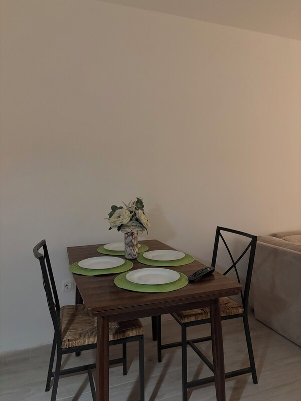Karposh Garden Apartment - Skopje