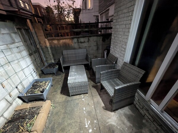 Charming 2-bedroom Townhome With Wifi, Ac In Vibrant Philadelphia - Philadelphia, PA