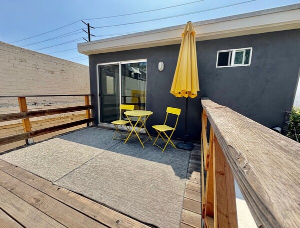 Arroyo Seco Upper Duplex 1-bdrm -- Rose Bowl Adjacent - Pasadena, CA