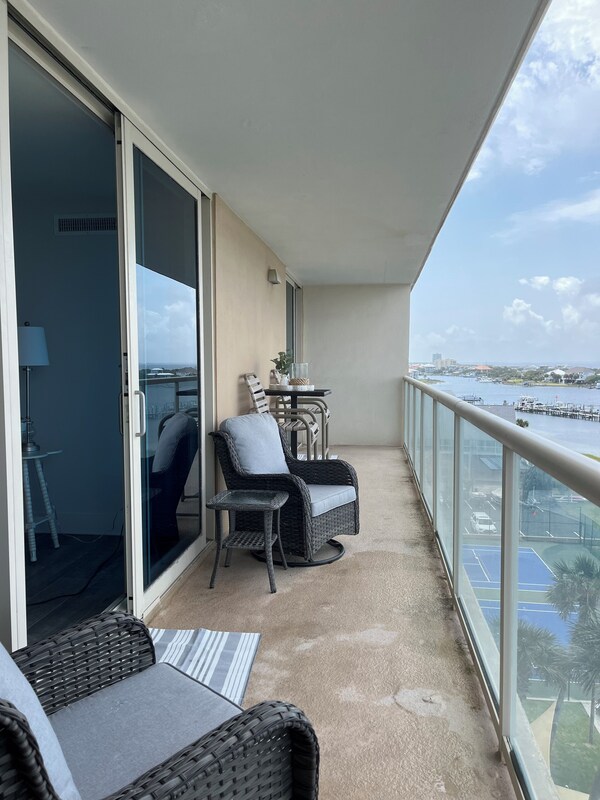 New 1 Bedroom On Pensacola Beach - Gulf Breeze, FL