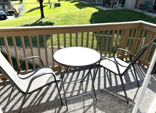 Corner | Top Floor | Fall Creek | Convenient To 76 - Table Rock Lake