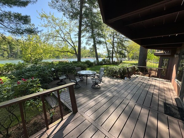 Executive Retreat On Torch River - Alden, MI