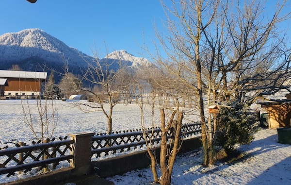 Ferienwohnung 63 Qm, Terrasse Mit Blick Auf Die Berge, Schlafzi., Wohnzi., Duwc, Max.4 Pers - Ruhpolding
