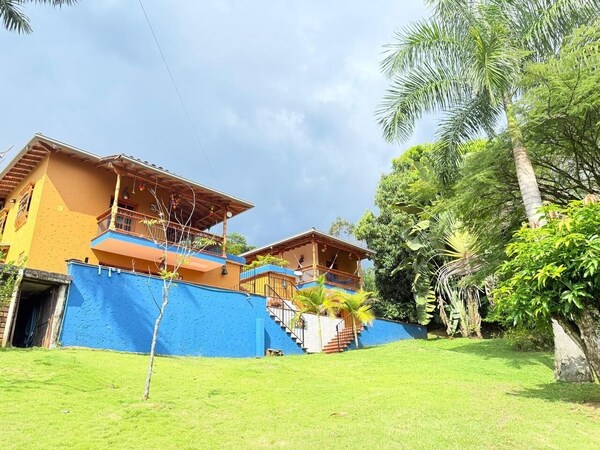 Paraiso En San Jeronimo Con Aire Acondicionado Y Piscina - San Jerónimo