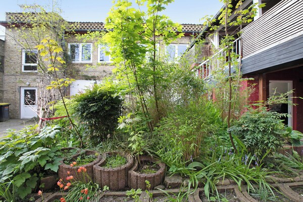 Ferienwohnung 'Freiraum' Mit Gemeinschaftsterrasse, Garten Und Wi-fi - Flensburg