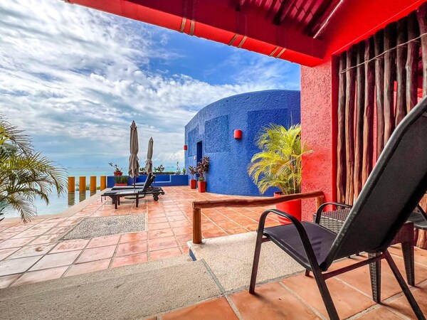 Deluxe King Room At At Casa De Los Sueños - Isla Mujeres