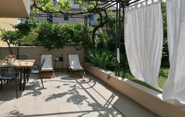 1 Bedroom Amazing Apartment In Porec - Novigrad