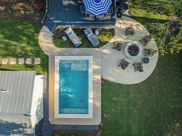 Plunge Pool + Fire Pit! One Block From Henkel Square In Round Top | Kobza Haus+cottage - Round Top, TX