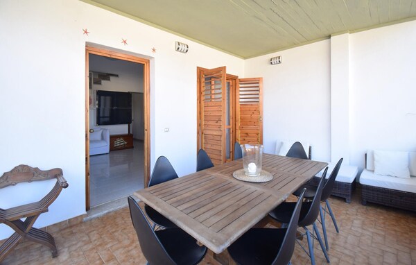 3 Bedroom Gorgeous Home In Lavinio - Anzio