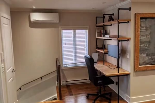 Stylish & Quiet 1-bedroom | Fast Internet + Home Office + Free Parking - Lasalle