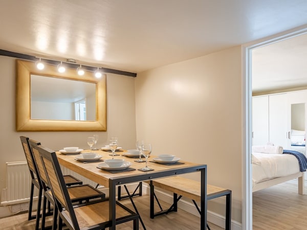 Pass The Keys | City Centre Apartment Canterbury - Canterbury