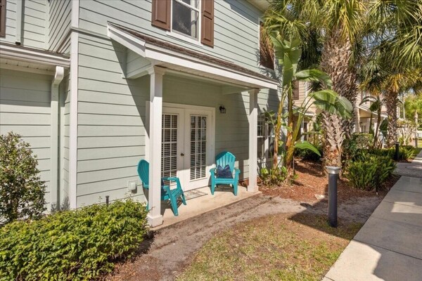 4 Bedrooms / 3 Bathrooms/ Lucaya (5-104lv) - Florida