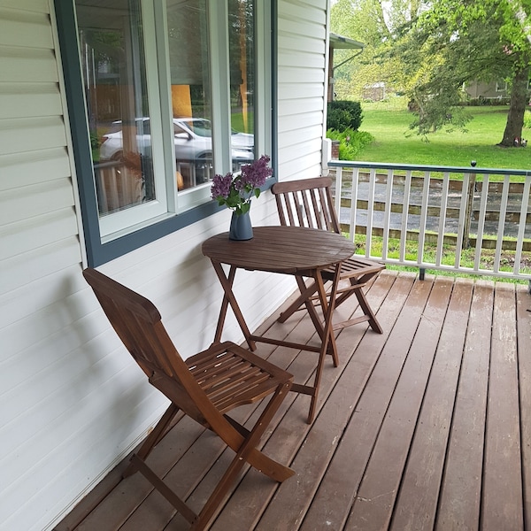Charming Picton Bungalow! Dog Friendly! Walk To The Millenium Trail And Main St! - Picton