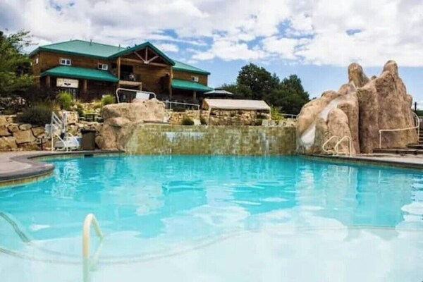 Zion Views-escape At Zion + Resort Access - Utah