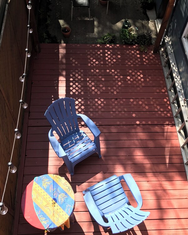 Apartment In The Heart Of Plateau Mont-royal, Great Location! - New England