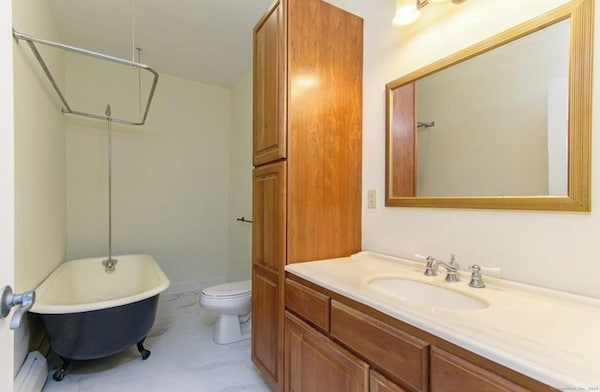 Charming 2-bedroom Apartment In Welcoming Putnam - Douglas State Forest, Douglas