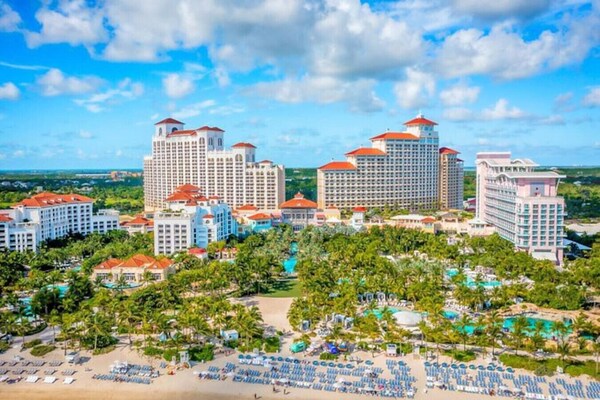5min Walk To Beach/cozy Townhouse #2 Near Baha Mar - Nasáu