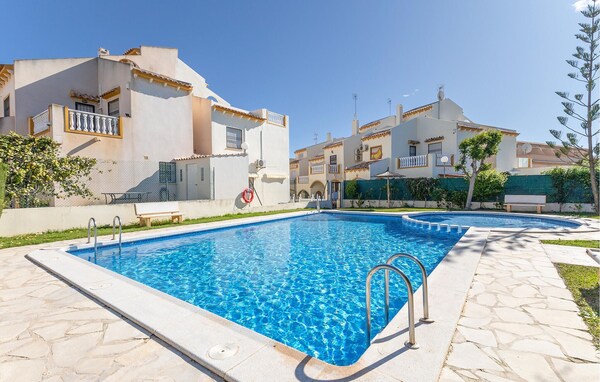 2 Bedroom Stunning Home In La Zenia - Orihuela