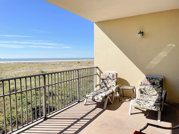 Direct Access 2br/2ba Condo - Gulf Front Condo With Indoor & Outdoor Pool - Dauphin Island, AL