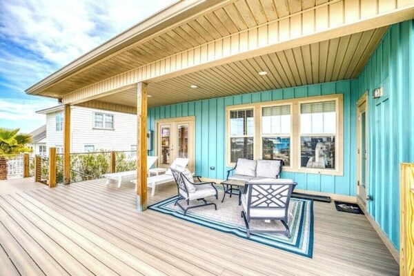 August/sept Availability - Once Upon A Tide, Sleeps 15, Canal, Dock, Gorgeous!! - Navarre, FL