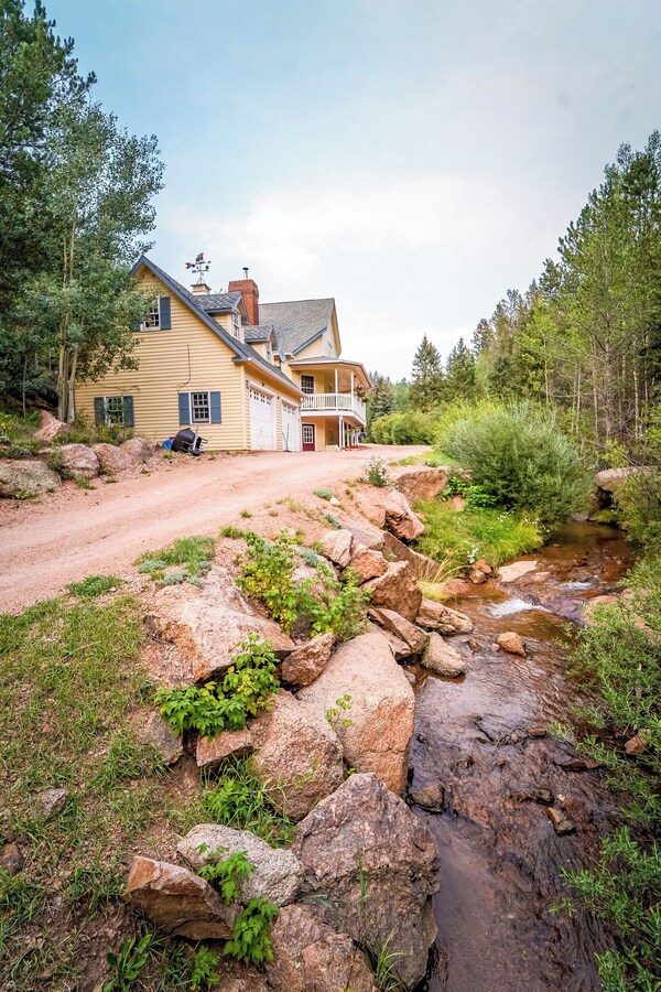 Family Friendly House On The Creek At Valley Glen - Cripple Creek, CO