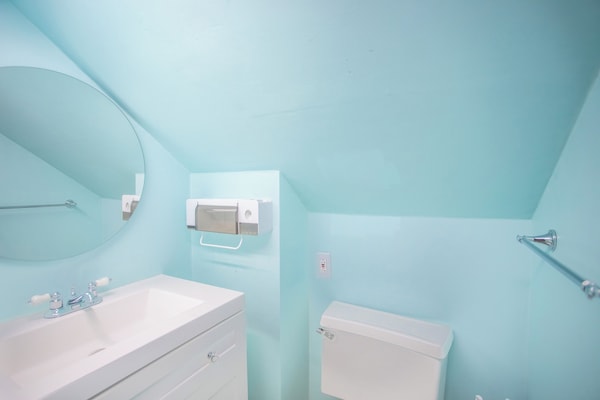 Independent Cozy Loft Space In Charming Fairbanks With Wifi - Fairbanks, AK