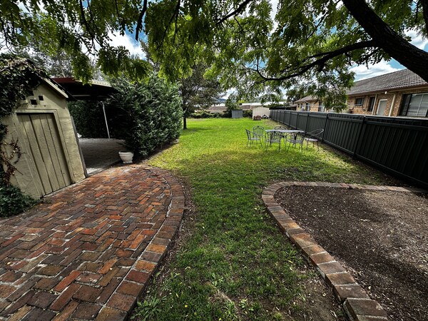Kenso Cottage 28 Small Walk Shops, Cafes, Markets - Mudgee
