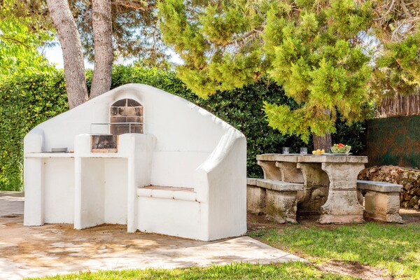 Apartment 'Nuria' With Shared Pool, Wi-fi And Air Conditioning - Minorca