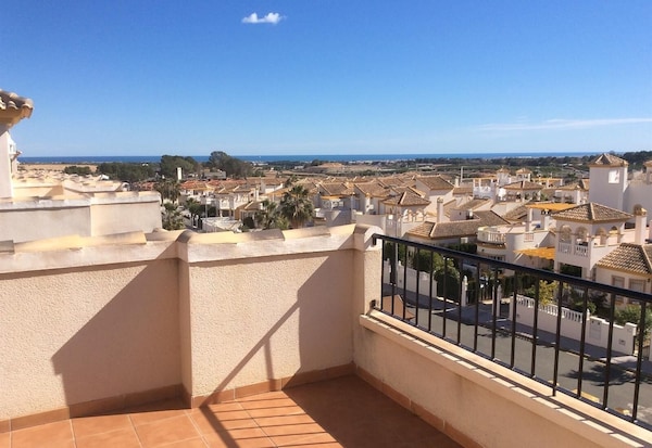 Holiday Home 'Relax Inn' With Sea View, Shared Pool & Wi-fi - Pilar de la Horadada