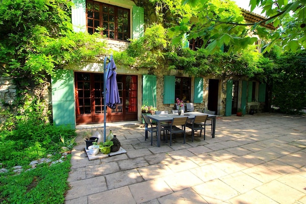 Beau Mas De Vacances à Noves (13), Piscine Privée, Animaux Admis (1). - Bouches-du-Rhône