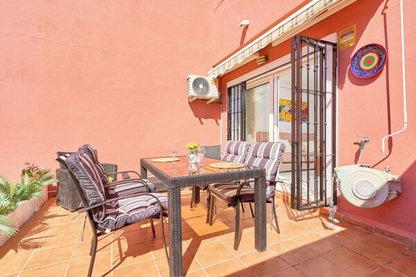 Casa De Vacaciones 'Vistamar Caleta Oasis' Con Vistas Al Mar, Wi-fi Y Aire Acondicionado - Vélez-Málaga