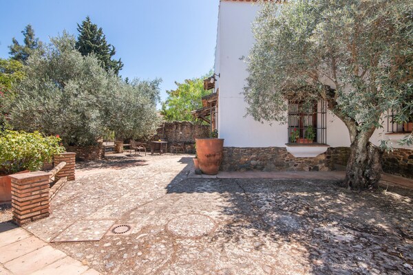 Country House 'Lila' With Mountain View, Shared Pool And Shared Garden - Nerva