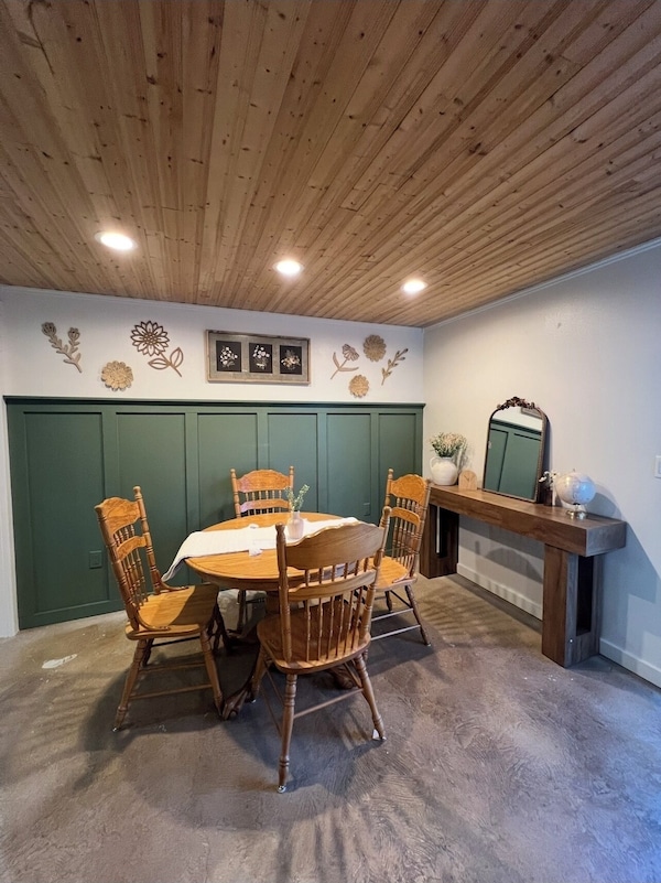 Cozy Home On The Edge Of Rolla! - Rolla, MO