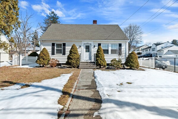 Charming 3-bedroom House In Methuen; Minutes To Boston & Nh Region - Lawrence, MA