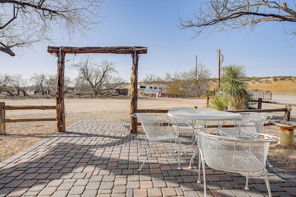 Patio & Mtn Views: Wickenburg 'Trail Head House' - Morristown, AZ