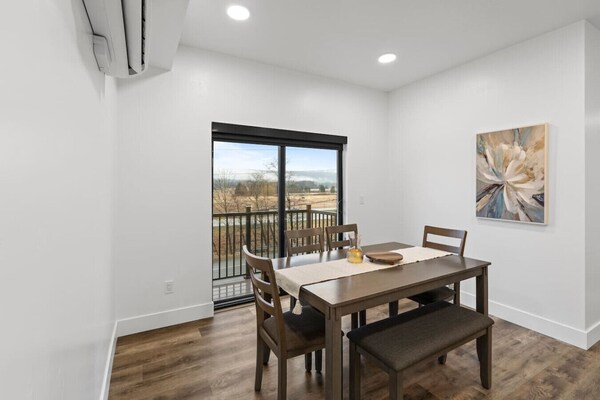 Stunning Waterfront Condo Breathtaking Views 202 - 朱諾