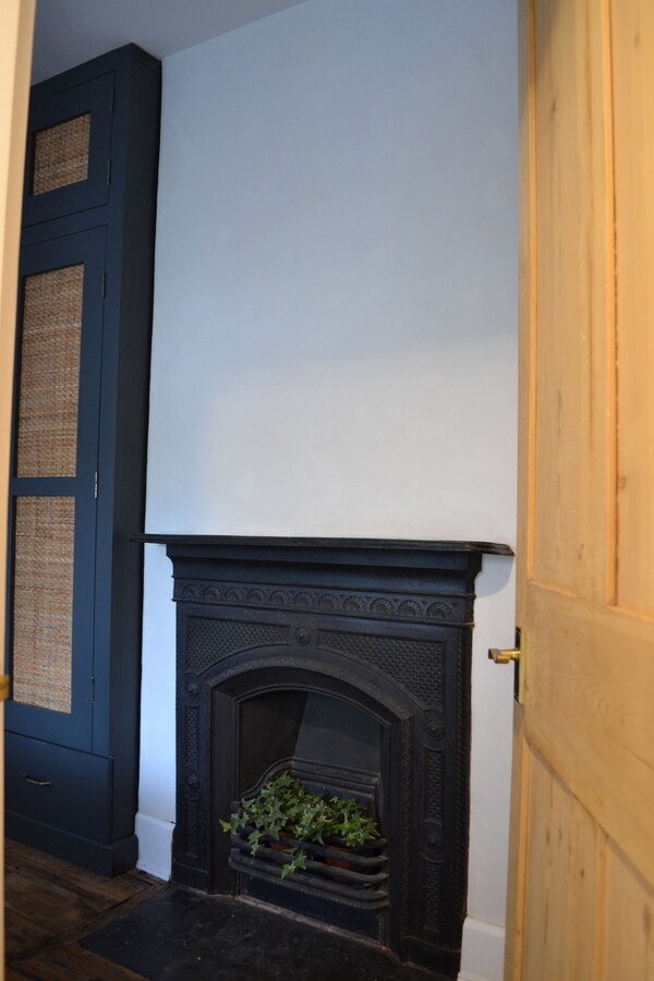 Relaxing Retreat In An 1880's Chapel Development, Coastlines & National Parks. - Watchet