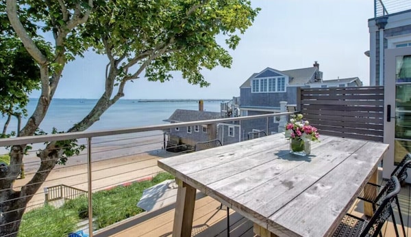 2br Waterfront Luxury With Private Beach On Provincetown Harbor (2400) - Provincetown, MA