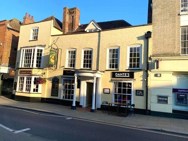 Spacious Four Poster Suite - The Henry Suite - Maldon