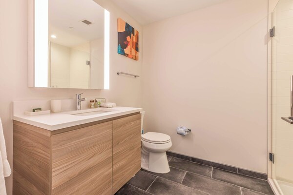 Luxury Apt Steps To Shops And Restaurants - Boston