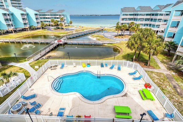 Baywatch G7: Sound Front | Walk 2 Beach | Dock Access - Gulf Breeze, FL