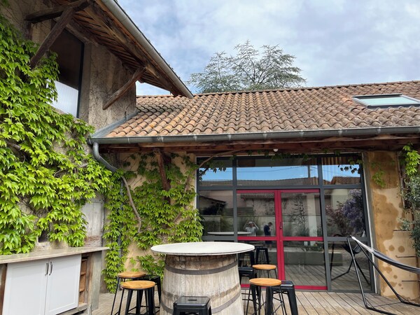 Hébergement De Charme Avec Spa  ‍️\Net Borne De Recharge éLectrique - Bourgoin-Jallieu
