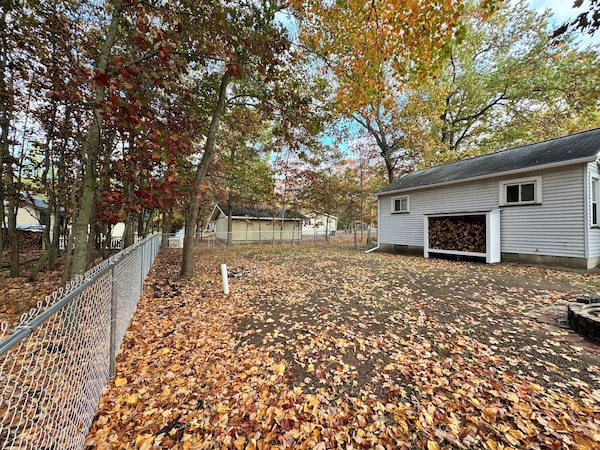 Amazing 2 Bedroom House 0.25 Miles From The Beach - Sleeper State Park, Caseville