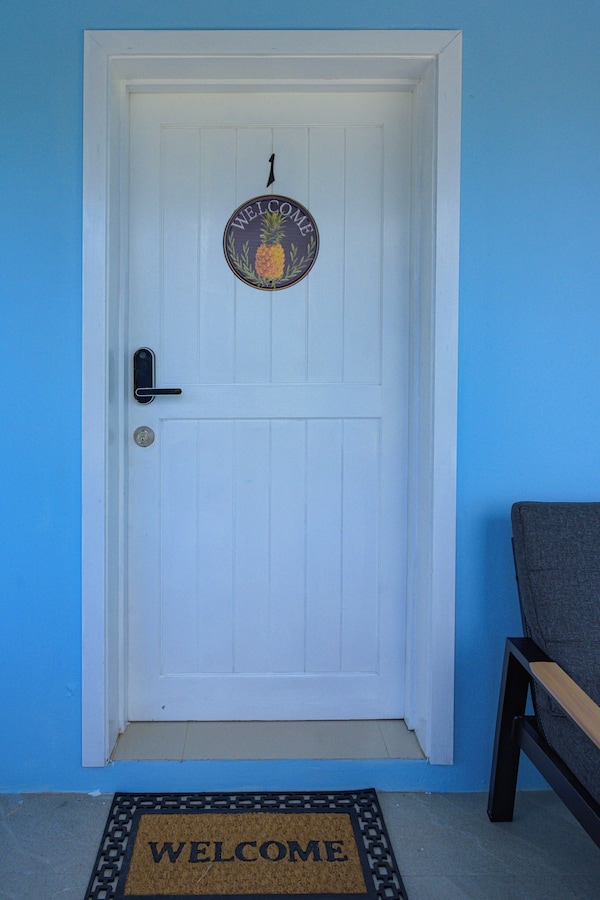 Charming 2-bedroom Apartment In Buckleys With Wifi, Ac - Antigua and Barbuda
