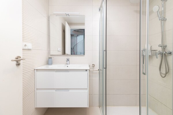 Belmar Apartments 6. Wifi + A/c + 8 Pax - Valencia